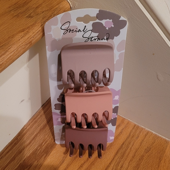 Social Strand | Accessories | New Social Strand Hair Clips | Poshmark